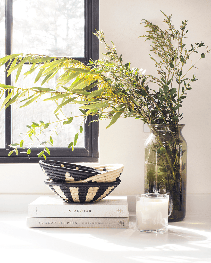 Mini Geo Raffia Plateau – Reflektion Design